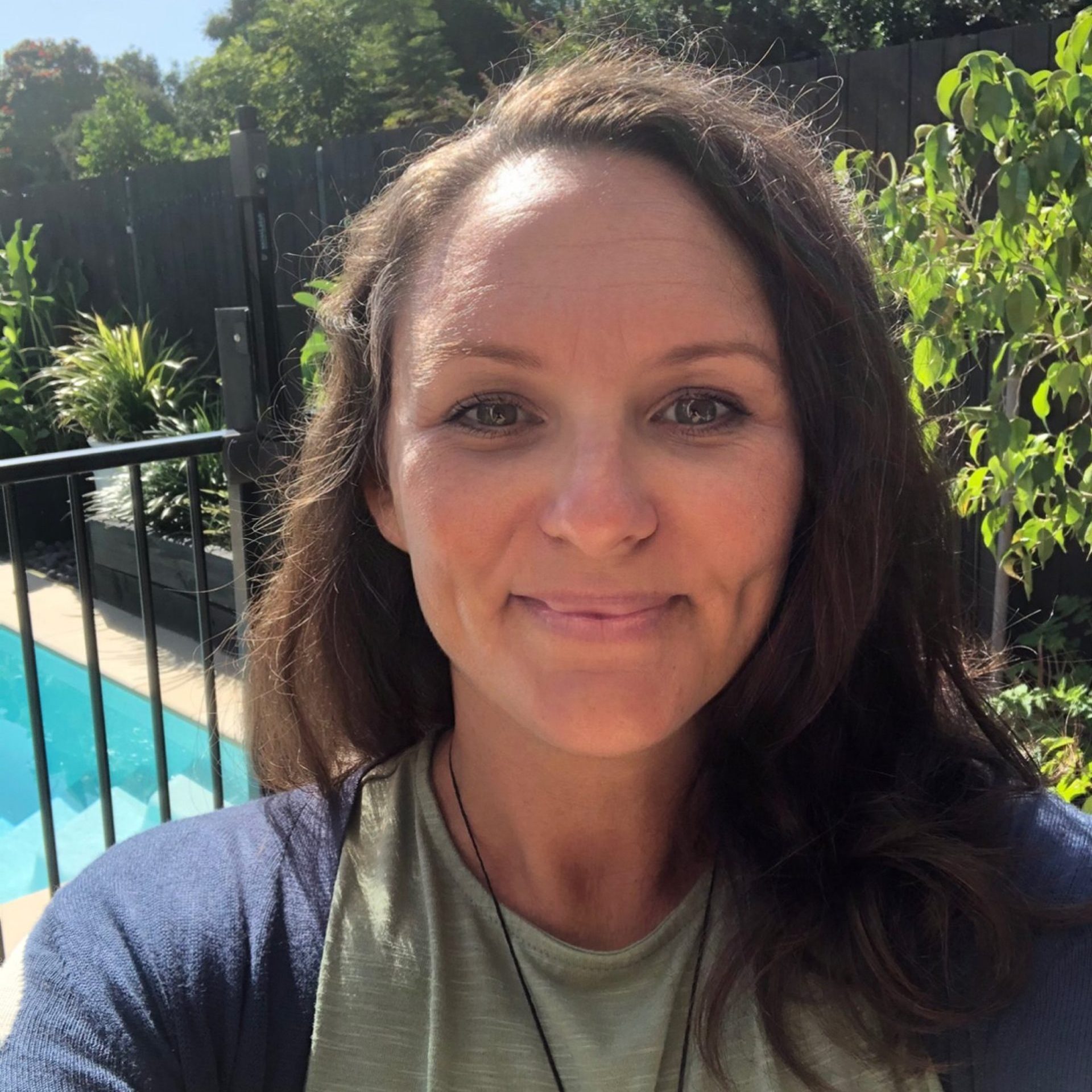 About Us – meet the team: – Flow Freely